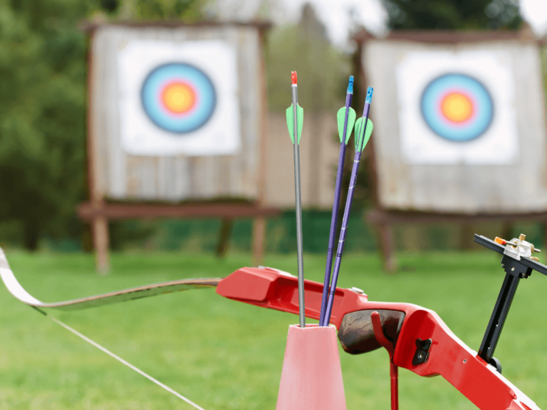 The 7 Key Differences Between Longbows and Short Bows - Extra Archery